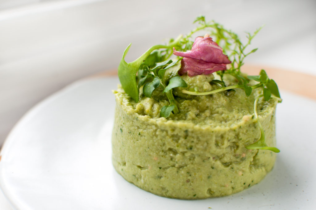 Raw asparagus mousse