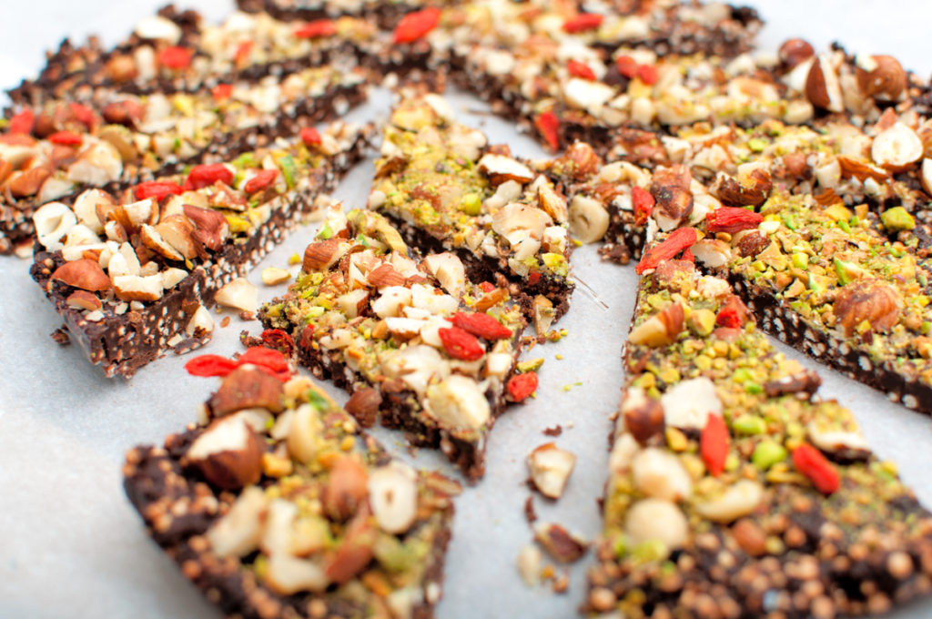 Quinoa pops energy bars